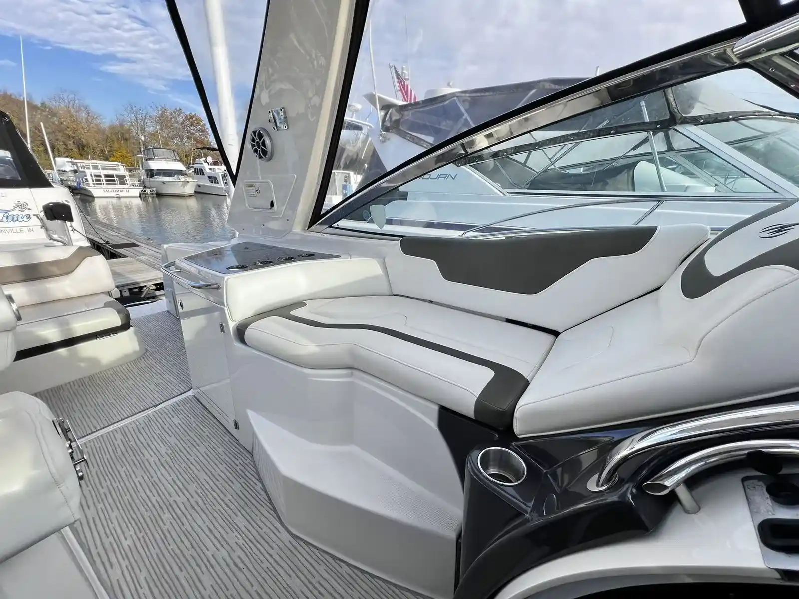 Used 2013 Monterey 340SY in Jeffersonville, IN