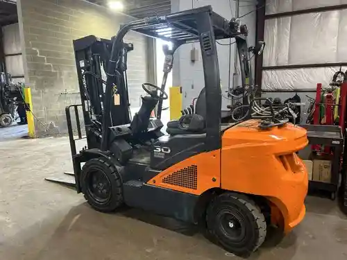 Alliance Material Handling | Equipment & Forklift Sales